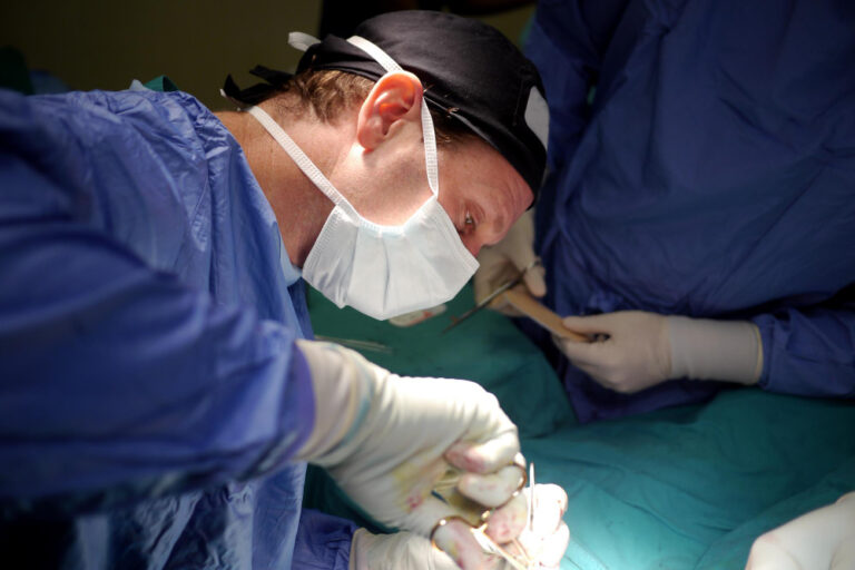 The Warning Signs That Indicate You May Need Piles Surgery - Spandan ...